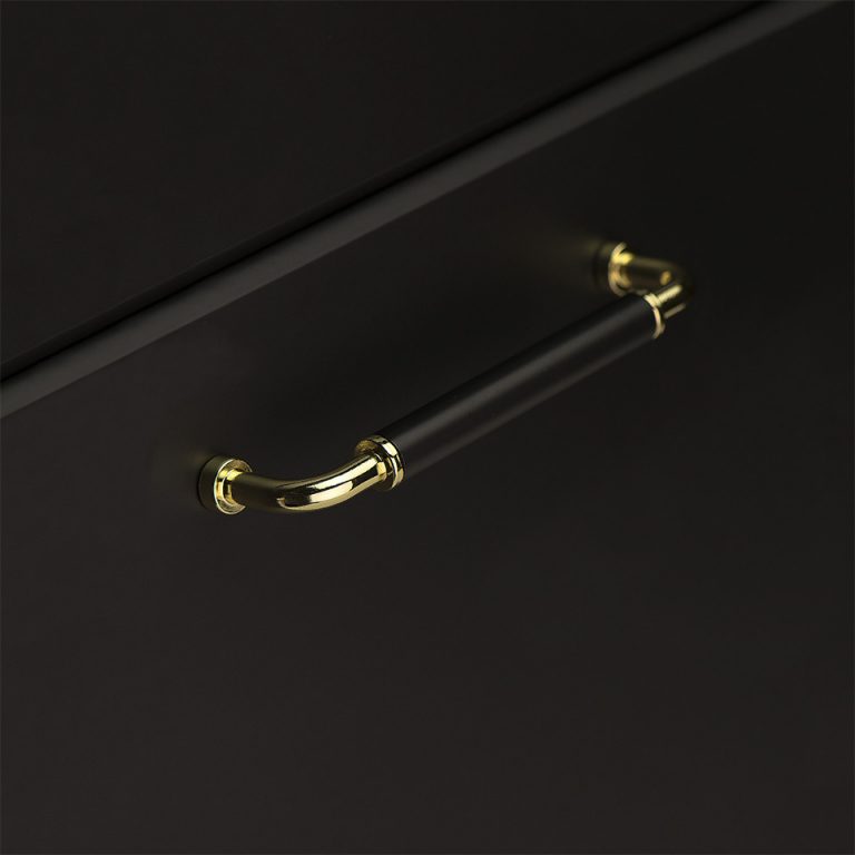 Handtag Brohult M polerad mässing / svart – frontapply.se